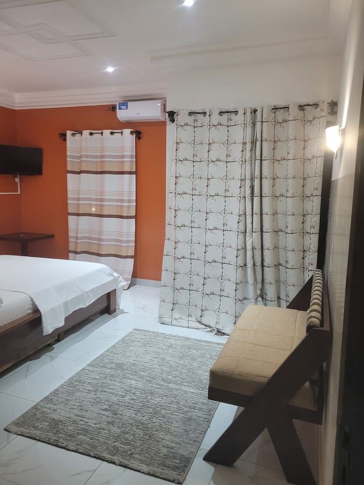 Chambres D'hôtes De Bon Standing, Très Bien Situé - Pointe-Noire