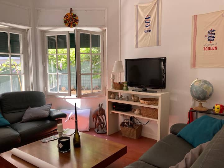 Belle Maison De Ville , En Bord De Mer Avec Jardin - Toulon