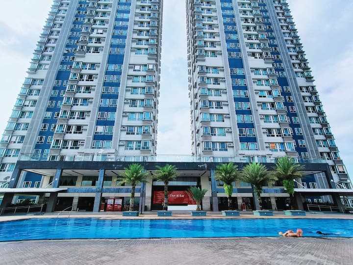 Premium 3brcondo Free Parking Access To Sm Stamesa - Quezon City