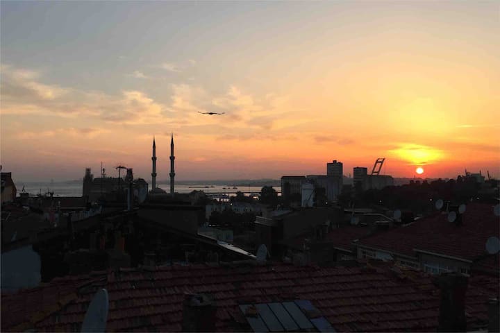 Sea View Gem In Historic Heart - Istanbul