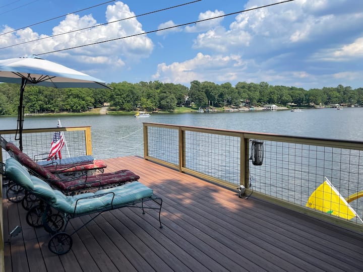 Floydadise- Waterfront Hide Away With Deep Water - Lake Gaston