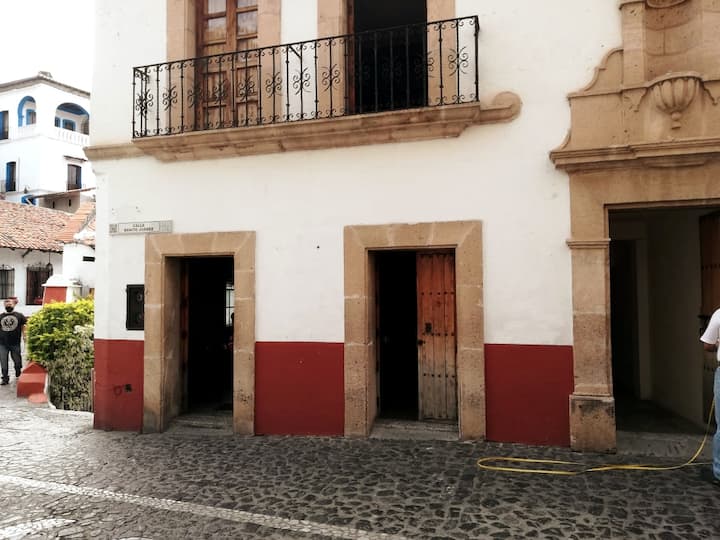 La Cabaña Del  "Tio Pepe" Un Lugar Inigualable - Taxco