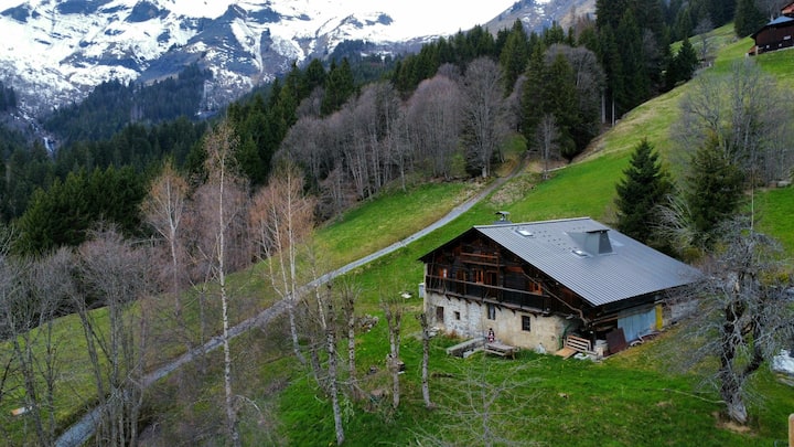 Chalet D'alpage, Près Des Pistes De Ski De Cordon - Haute-Savoie