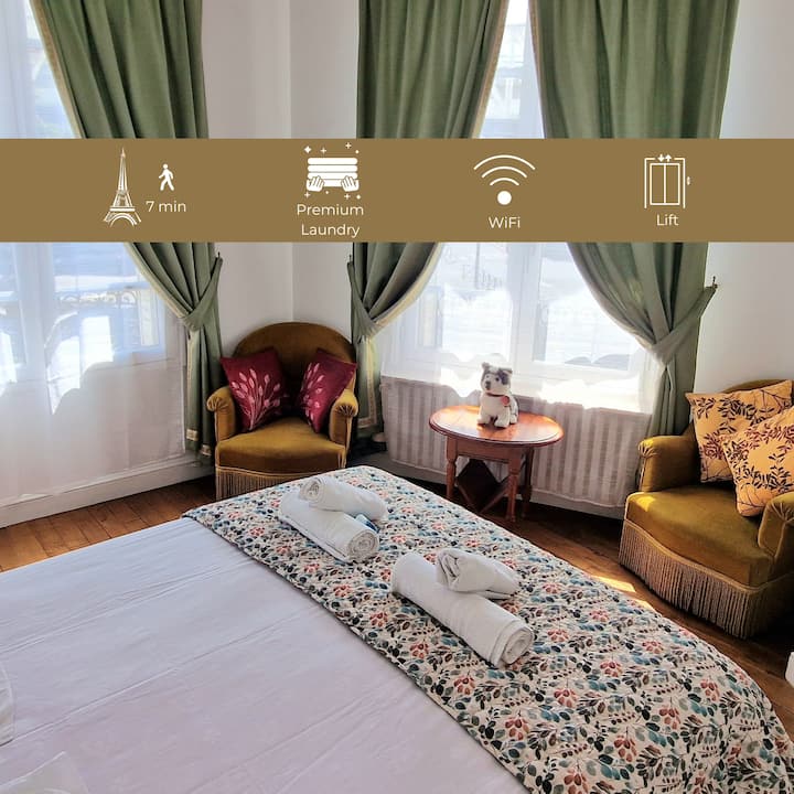 Christina : A Deux Pas De La Tour Eiffel - Paris