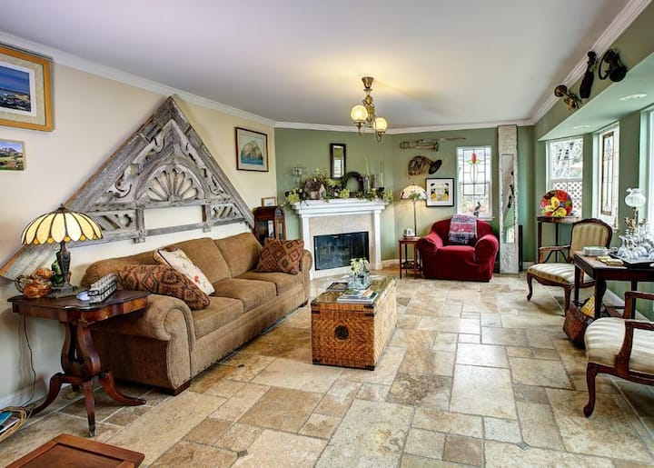 The Garden Suite - Breakfast Included - Morro Bay, CA