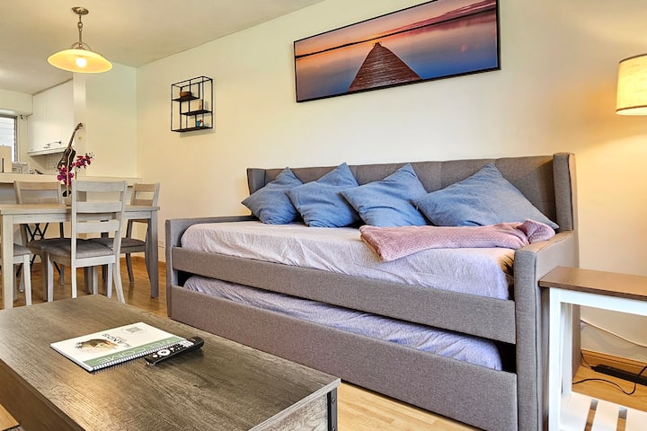 Waikiki 6 Beds Free Parking 2nd Floor - Honolulu, HI