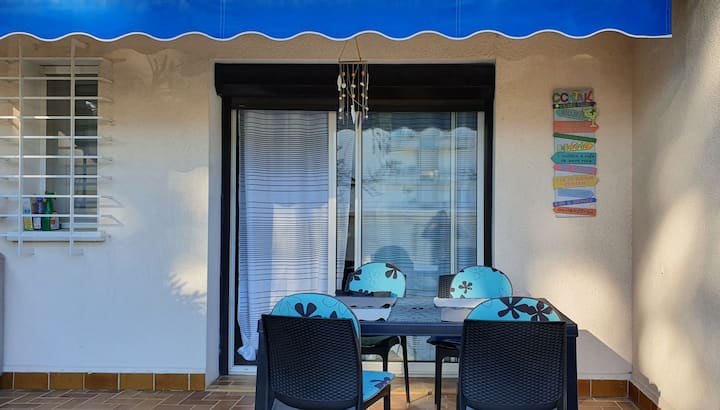 T2 Rez-de-jardin Bord De Mer Et Parking Sur Place. - La Ciotat