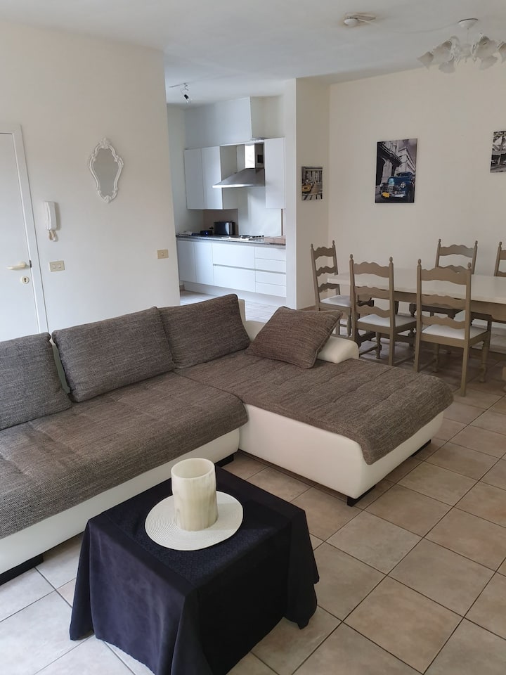 App. Close To Bruges, Ghent, Kortrijk, Lille - Zulte