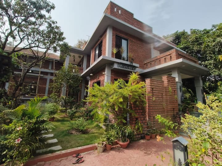 Elim-a Sedate Nest - Santiniketan