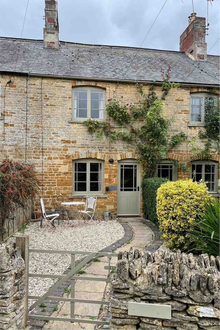 Rose Cottage, Evenlode. A Cosy Cotswold Cottage - Moreton-in-Marsh