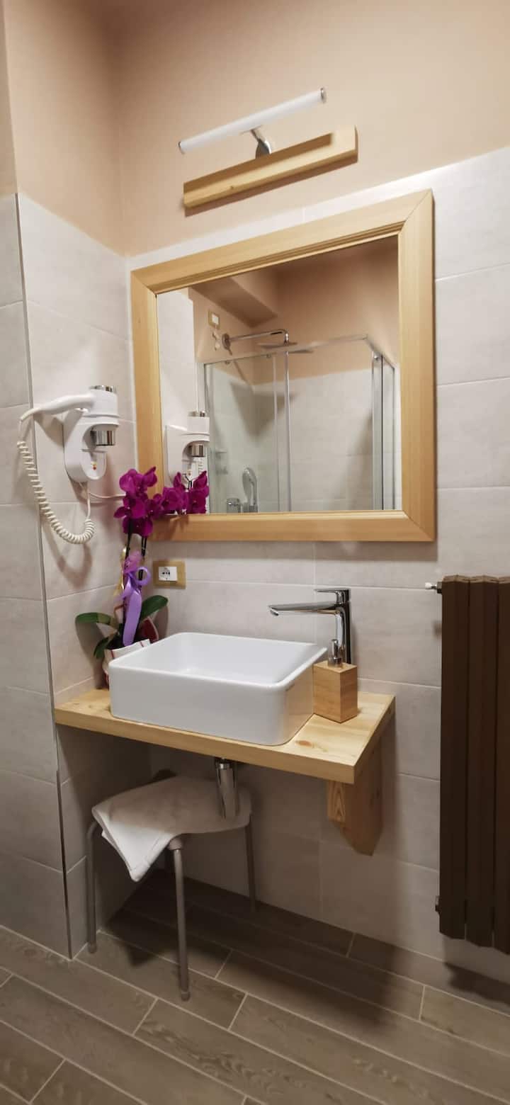 Camera Doppia Standard In B&b Con Bagno Nuovissimo - Alleghe