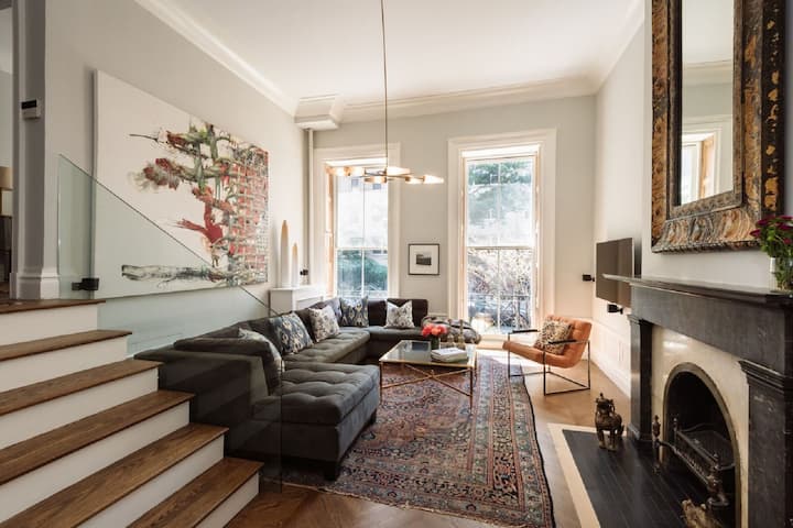 Greenwich Village Townhome With Private Garden! - New York City