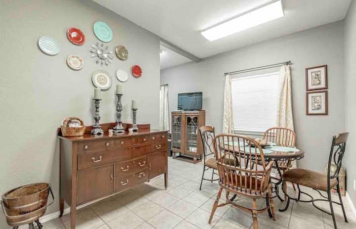 Crockett St. Condo - Unit A - Granbury, TX