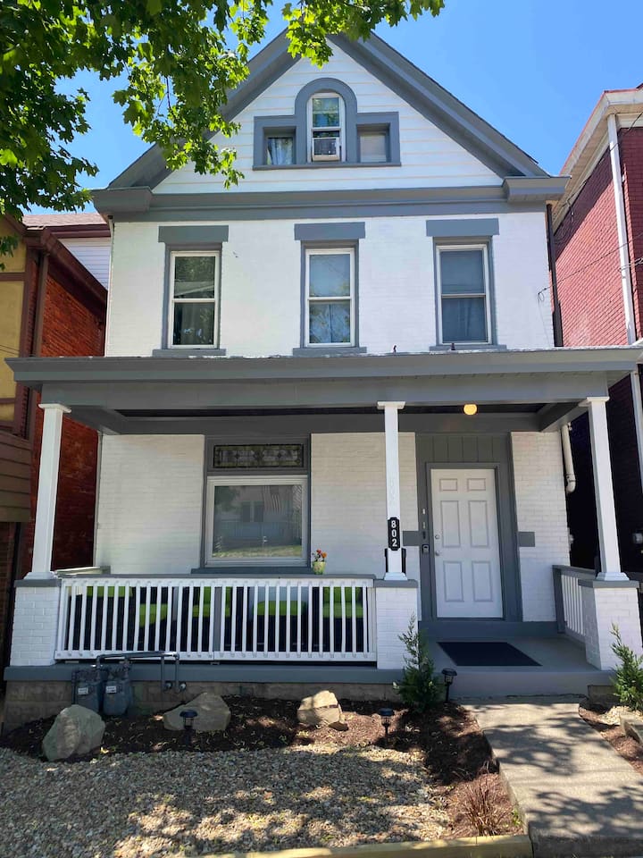 Contemporary  And Beautiful 1 Bedroom Unit - National Aviary, Pittsburgh