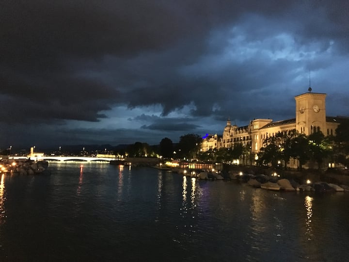 Charmantes Haus Mit Garten Und Aussenparkplatz - Erlenbach