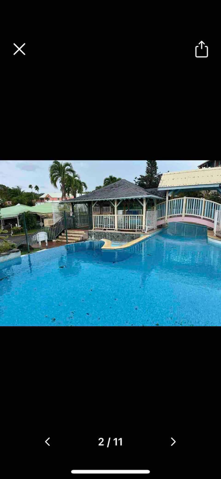 Sweat Home
Tarif éVoluant En Fonction Des Dates - Martinique