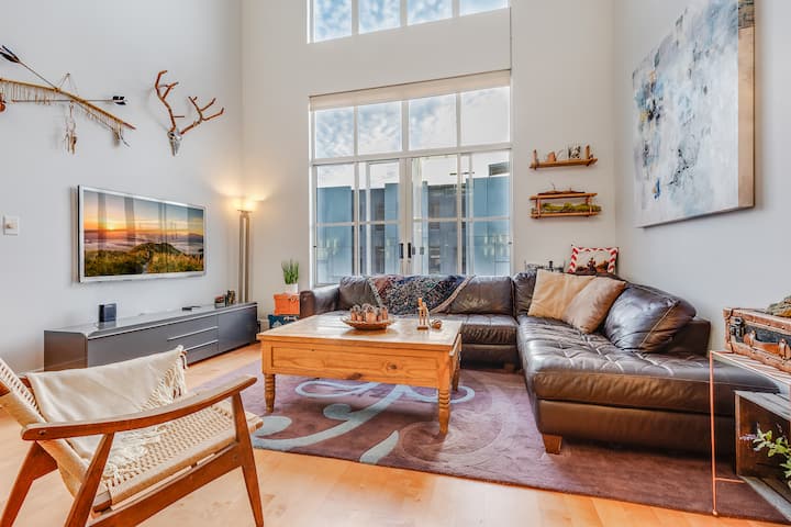 Santana Row - 2 Br Modern Loft - Silicon Valley - San Jose, CA