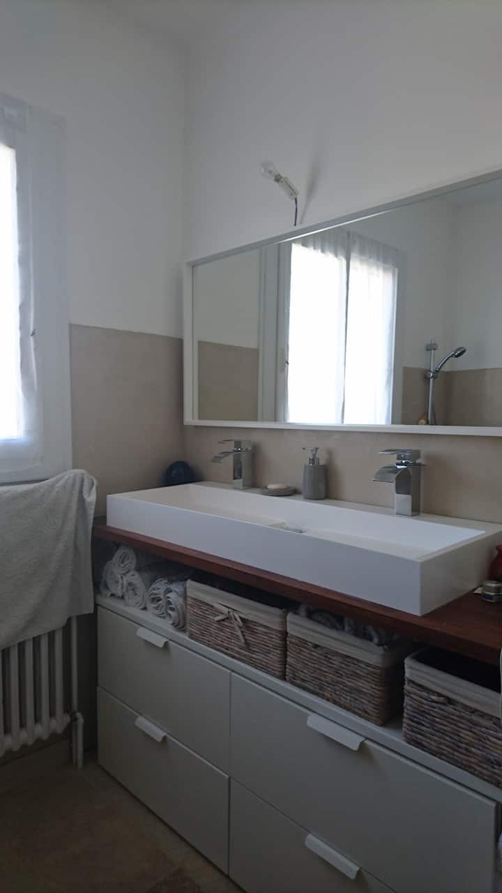 Maison Familiale : Un Havre De Paix En Ville! - Avignon