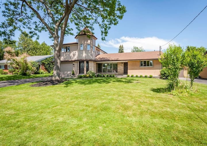 2 Br, Furnished House For Short Term, 3500/month - Oshawa