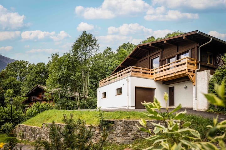 Stylish Chalet, Fire And Hottub In Chamonix - Les Houches