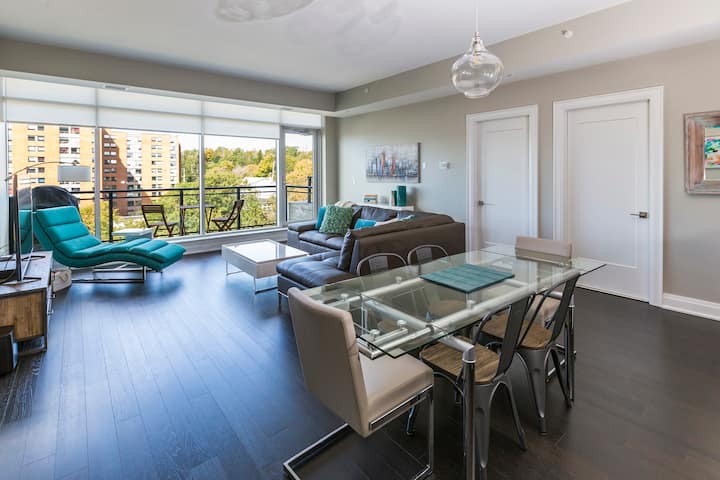 Modern 2 Br Condo With Amazing Views - Halifax