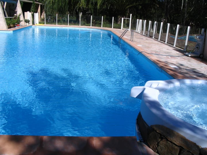 Maison De Vacances En Villa - La Londe-les-Maures