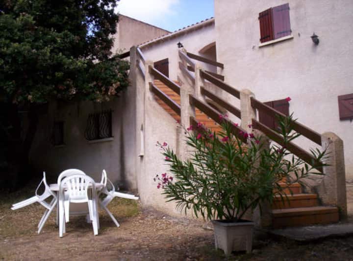 Appartement En Rez De Jardin De Villa à Bonifacio - Bonifacio