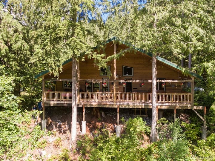 Glacier Creek/forest View, Hot Tub On Covered Deck - Glacier, WA