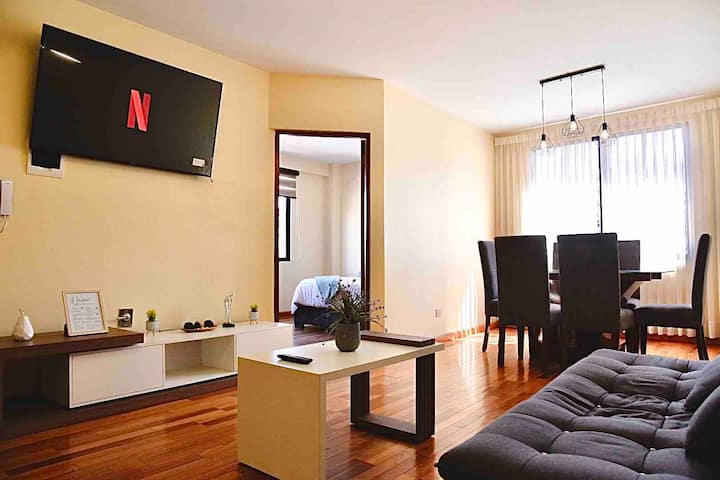 Hermoso Departamento Amplio Y Cómodo De 3 Dorm - Bolivia