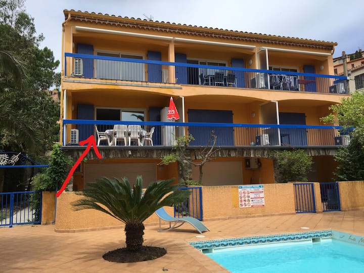 F2 2/4 P 54m2. Parking , Piscine - Collioure