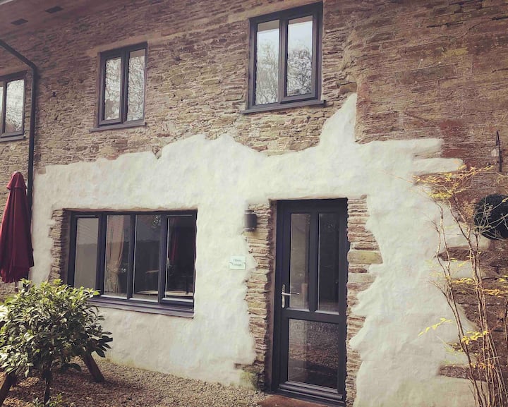 Evans Cottage
3 Bed, Sleeps 4 - Kingsbridge