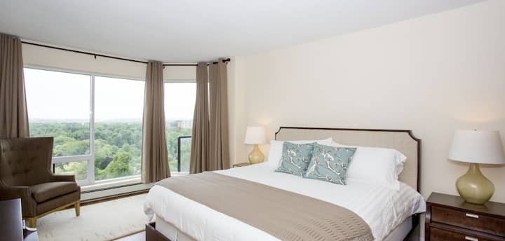 Paramount Stylish Large Condo With Stunning Views - Halifax, NS, Canada