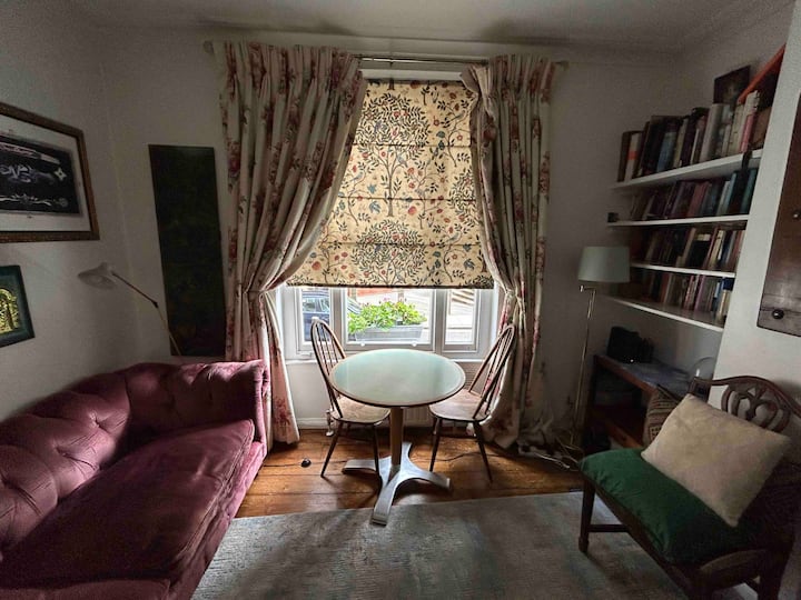 Traditional Central London Home With Garden - Waterloo Station - London