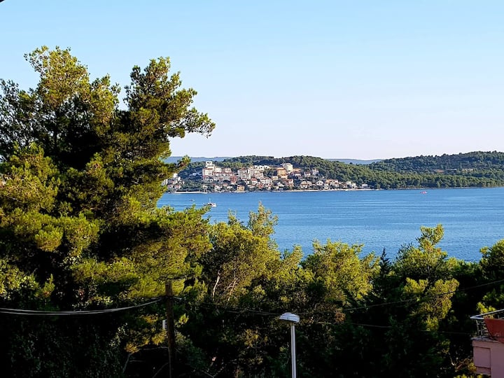 Apartment With Sea View - Seget Vranjica