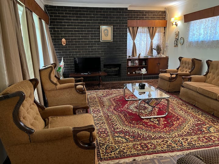 G & I House With 24/7 Security And Solar Backup - Harare