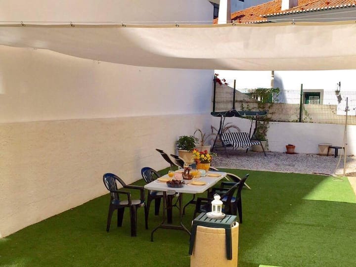 Praia Da Rocha Amazing Beach House,garden,garage - Portimão