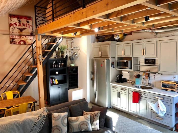 Vintage  Guest Place Located In Chatsworth Ca - Northridge - Los Angeles