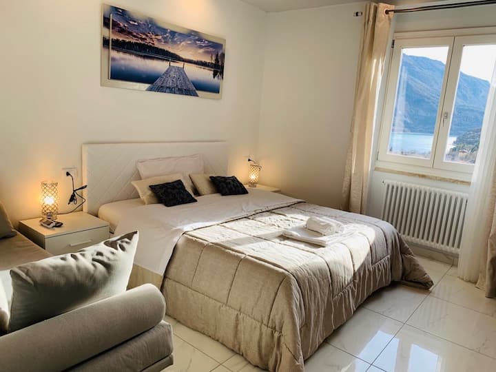 Appartamento Moderno Con Vista Lago - Molveno