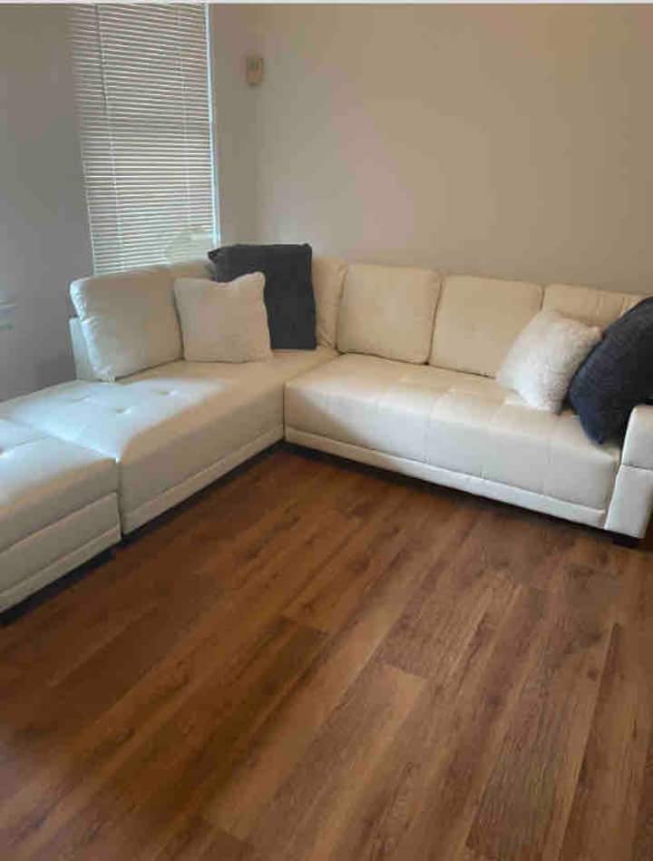 Lovely Private Safe Spacious Apartment - New York Newark Liberty Airport (EWR)