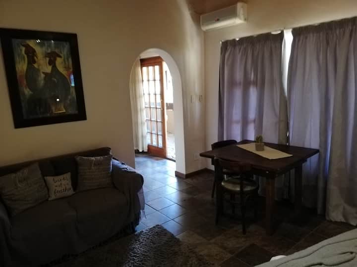 Room 1 - Springbok