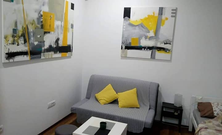 Promo Balcony Apartment In City Center - Belgrado