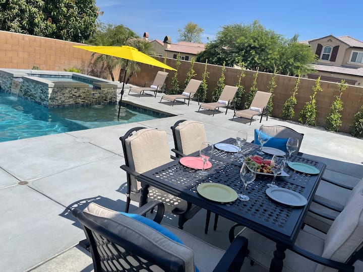 Charming 5-bedroom With Beautiful Backyard Oasis - Coachella, CA