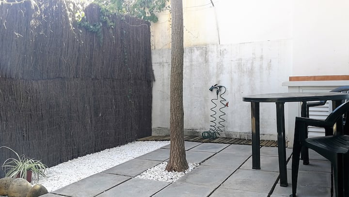 Central Apartment, With Pateo - 5 Min To The Beach - Porto Covo