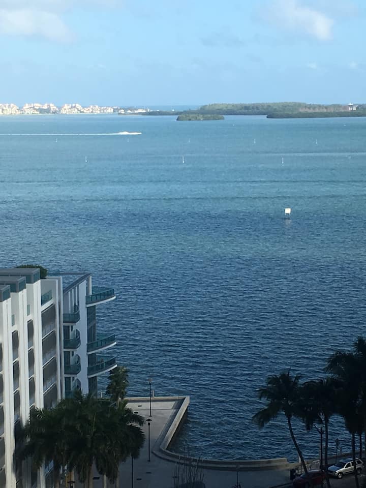 Beautiful Staying On Brickell Ave, Nice Sunrise - Miami, FL
