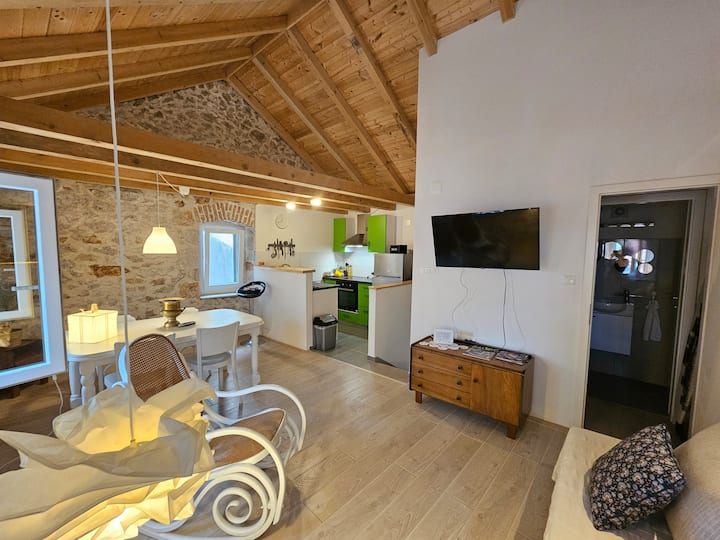 Hedgehogs House + Free Private Parking + Terrace - Šibenik