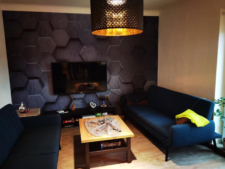 Behagliches Haus Mit Kamin, Terrasse Und Garten - Magdeburg