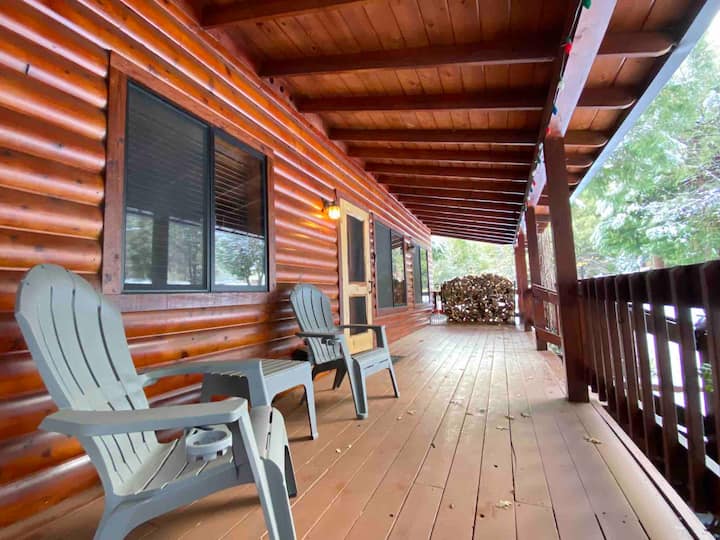 Pet Friendly Cabin With Kids Mini Cabin & Backyard - Idyllwild-Pine Cove, CA