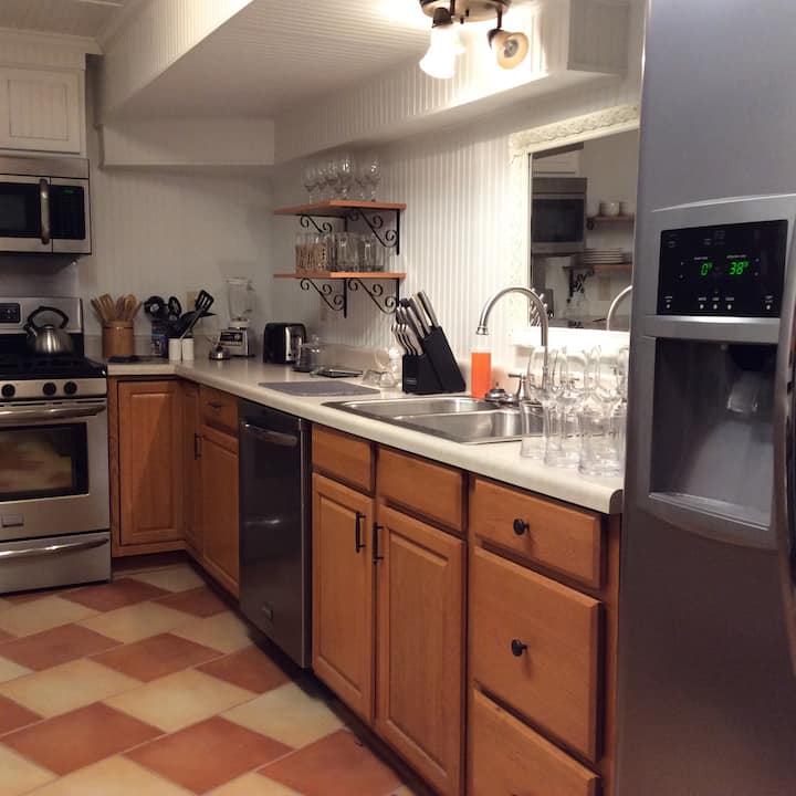 Macon Apartment - Macon, GA