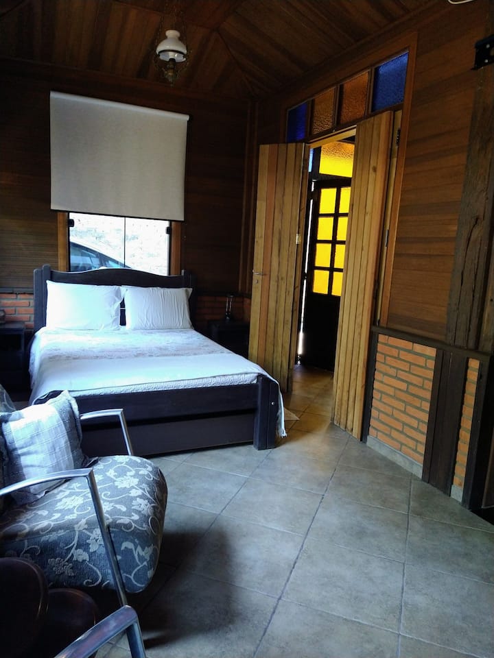 Casa Aconchegante De Madeira - Barão Geraldo