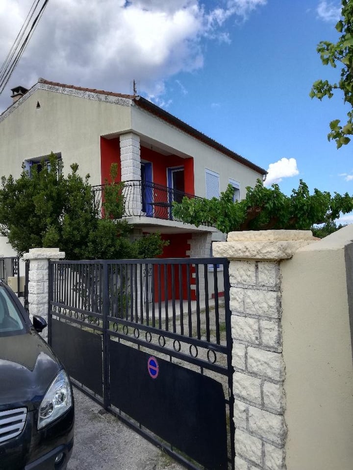 Villa Aurela - Orange